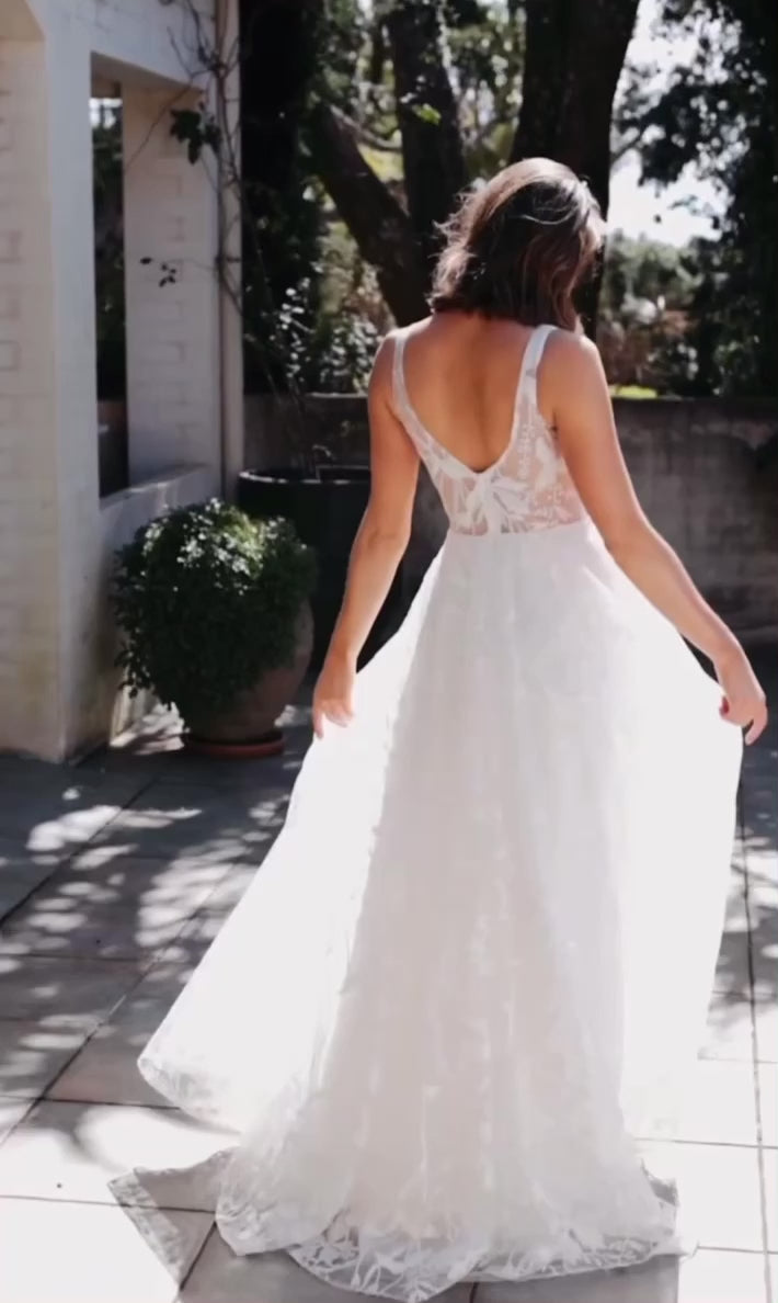 Fleur PO938T Wedding Dress – Lykaysha Boutique